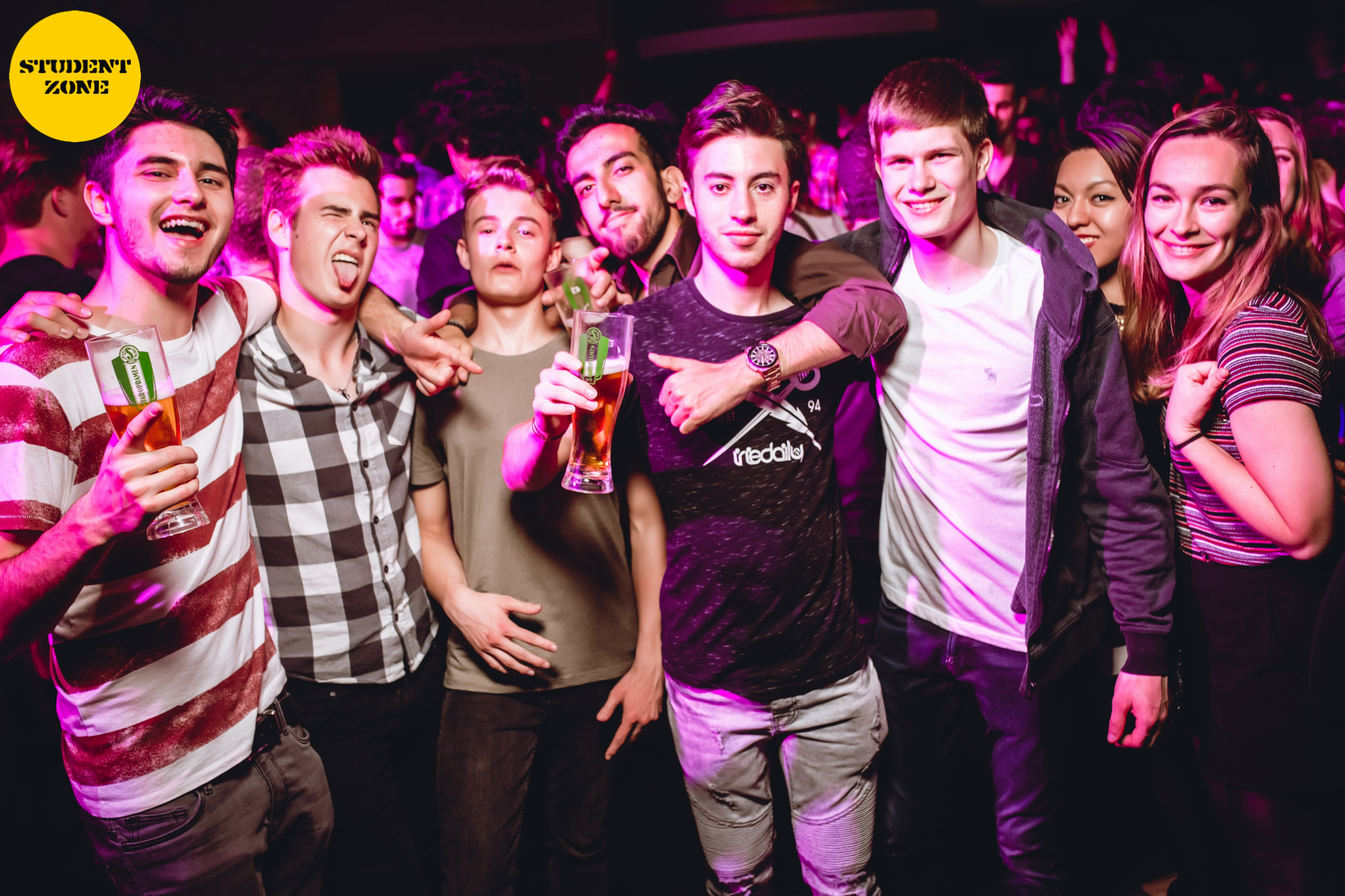 Semester Closing Party :: iStudentZone.cz