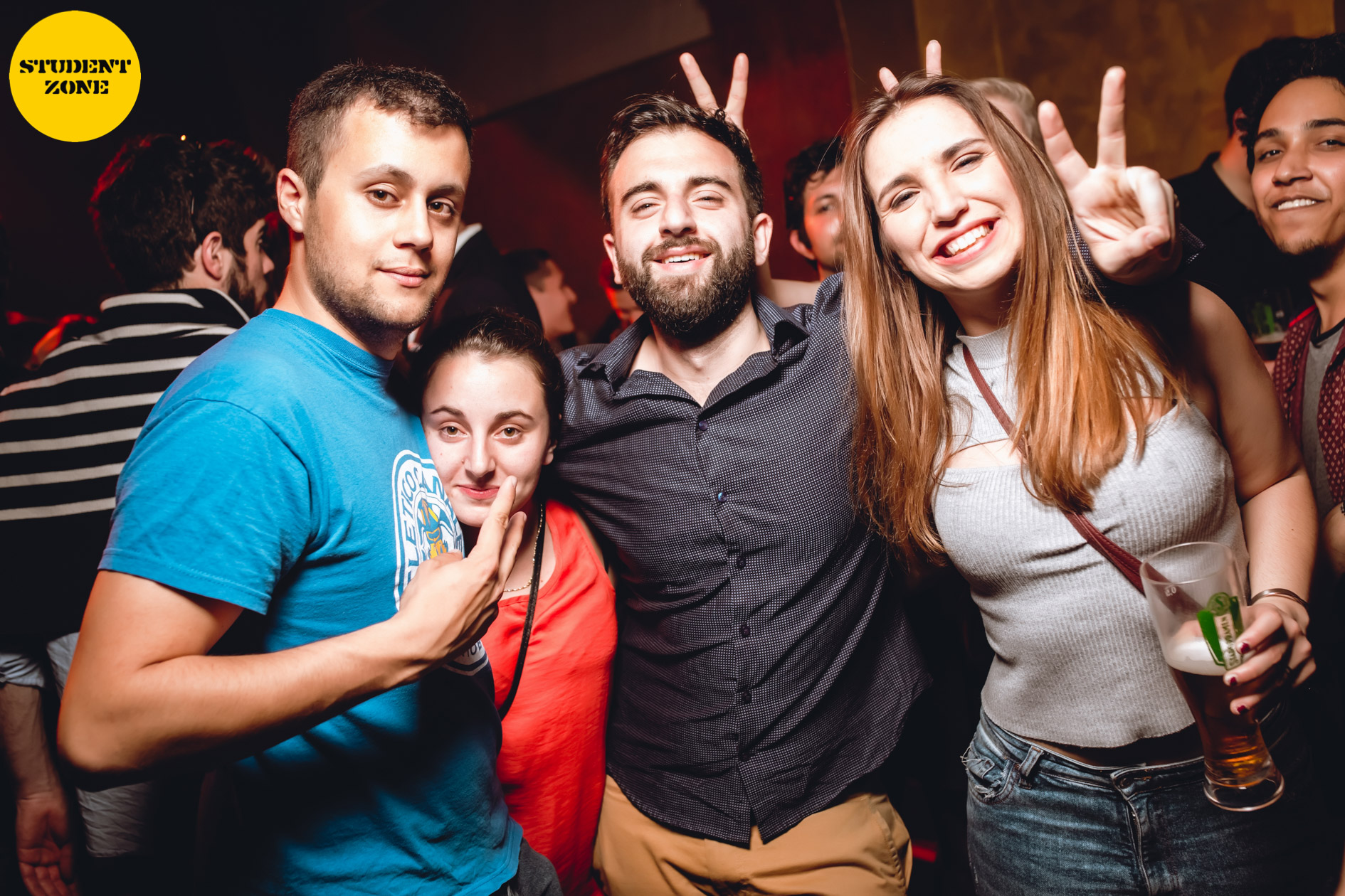 Semester Closing Party :: iStudentZone.cz